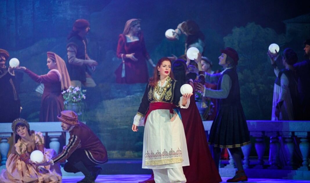 «Η Κρητικοπούλα» επιστρέφει για μία τελευταία παράσταση στο Δημοτικό ...