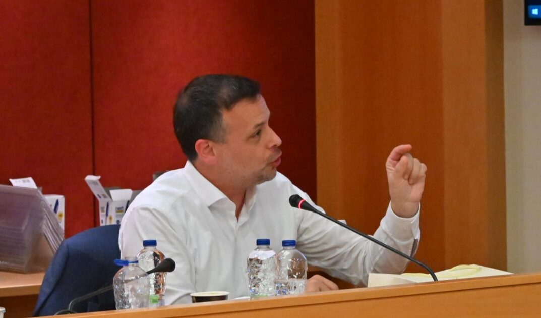 Επιστολές Δημάρχου Αθηναίων Χ. Δούκα προς τους Ν. Παπαθανάση Αναπληρωτή ...
